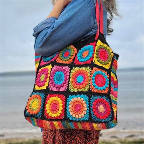 Fun Crochet Granny Square Bag Free Pattern Annie Design Crochet