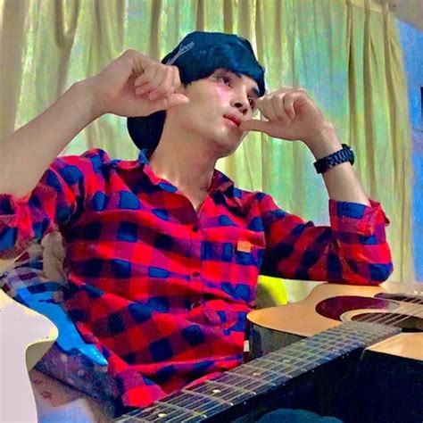 ឧត្ត កងទ័ពជើងគោកនៃកងយោធពលខេមរភូមិន្ទ Royal Cambodian Army Facebook