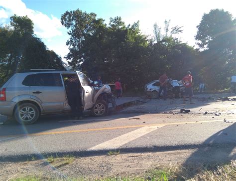 Três pessoas morrem e um fica gravemente ferida em acidente entre Pouso