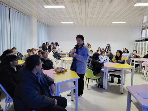 阳光心理社团与吉他社团合办以“音乐与心灵的碰撞”为主题的活动 信阳农林学院心理健康教育与咨询中心