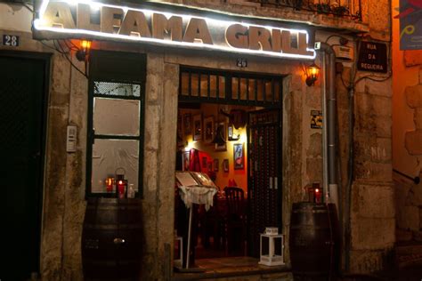 Lisbon Alfama Tour And Live Fado With Traditional Dinner
