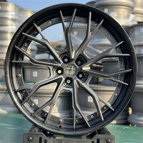 Custom 2 Piece Aluminum Alloy Rims Forged Carbon Fiber Wheels China