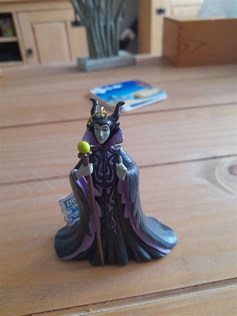 Décoration Suspendue Malefique Disney Traditions