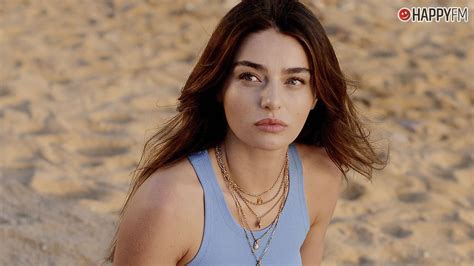 Ayça Ayşin Turan su edad su pareja y biografía de Haziran en Ada Masali