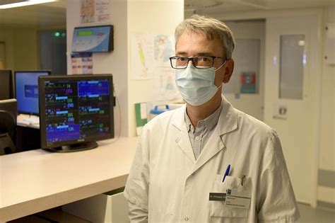 Video Covid 19 Six Patients Hospitalisés En Réanimation Chirurgicale