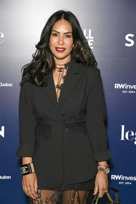 Seema Malhotra Style Clothes Outfits And Fashion • Celebmafia