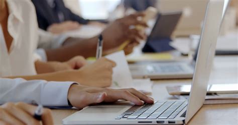 Work Emails Texting And Dms High Risk For Miscommunication