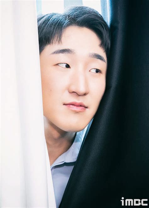움짤 김현규 흑백 성윤모