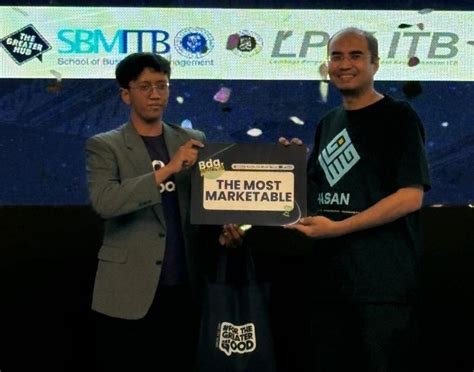 Jamil Abbas On Linkedin Hasan Vc Had The Honor Of Presenting One Of The Awards To The Winner At…