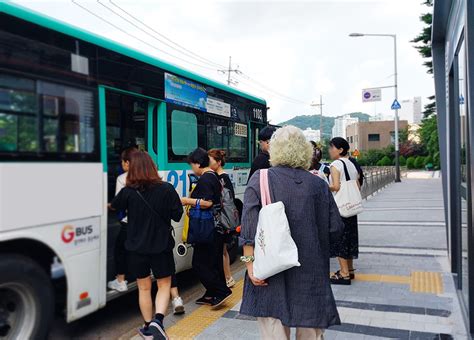 광명시 시원한 스마트 버스정류장 대폭 확대합니다