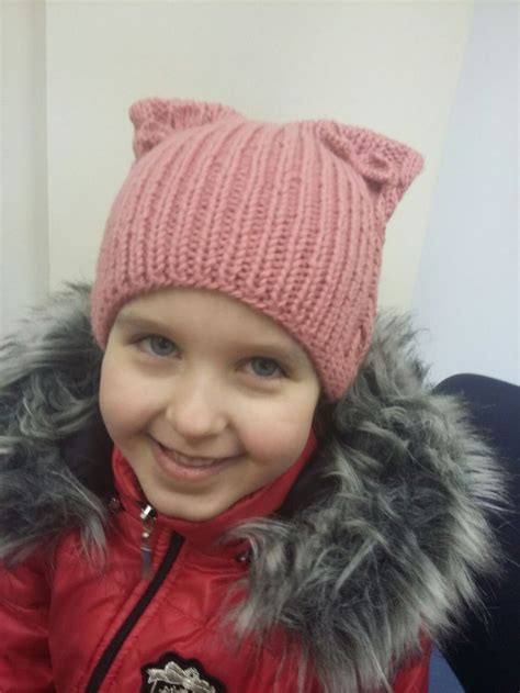 Шапочка для внучки Knitted hats Fashion Winter hats