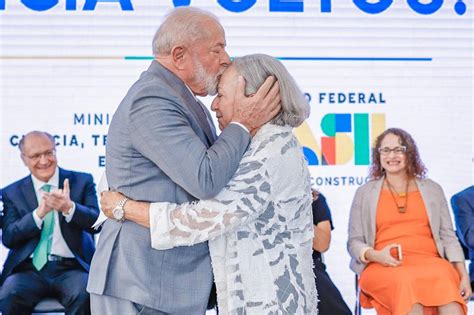Presidente Lula Repara Erro Histórico Com Entrega De Medalhas Da Ordem