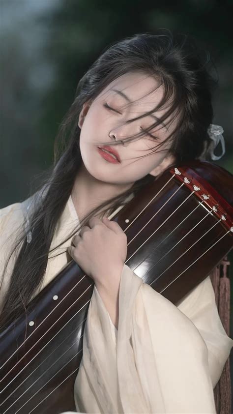 Images Beautiful Girl With Chinese Guzheng And Hanfu Weiy City