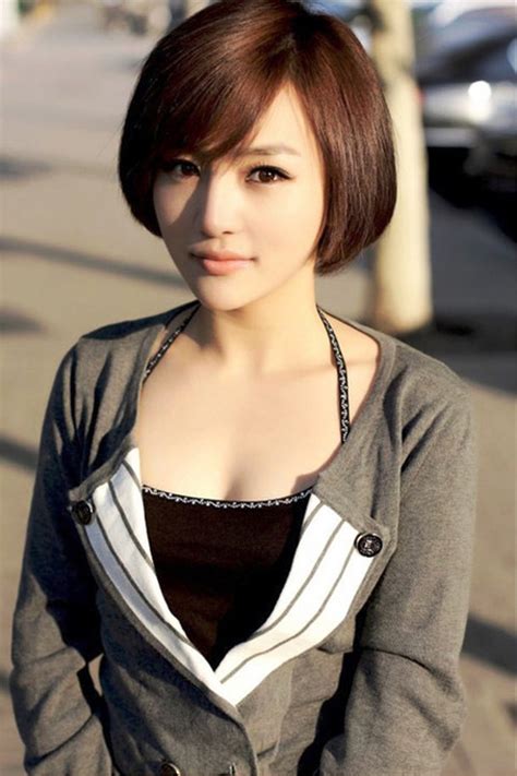 Classic Short Bob Haircut For Women 2014