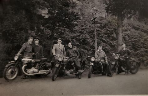 My Grandad And Grandma Far Left Sept 1945 At Loch Achray Scotland