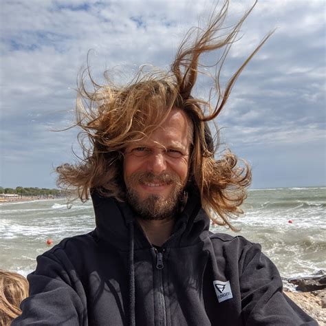 Jan Hendrik Bender Youtube