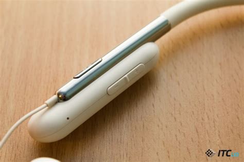 Обзор беспроводных наушников Samsung U Flex
