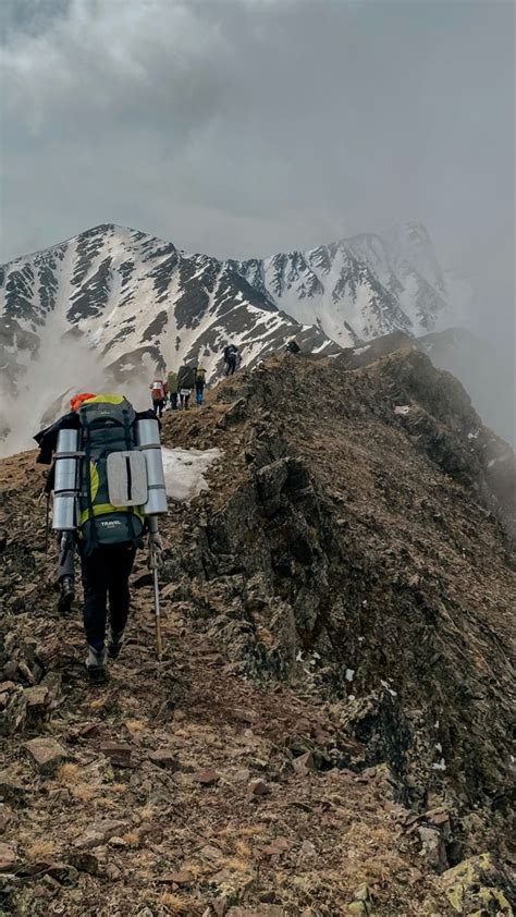 Горные туристы Adventure Aesthetic Hiking Trip Outdoors Adventure