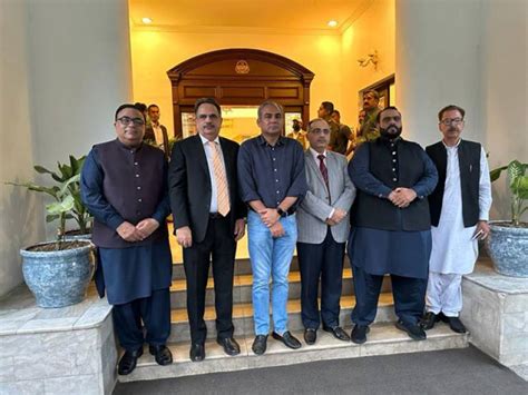Cm Naqvi Chairs Meeting Of Chambers