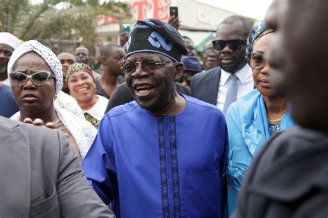Elecciones en Nigeria en medio de la tensión por el conteo el candidato oficialista Bola