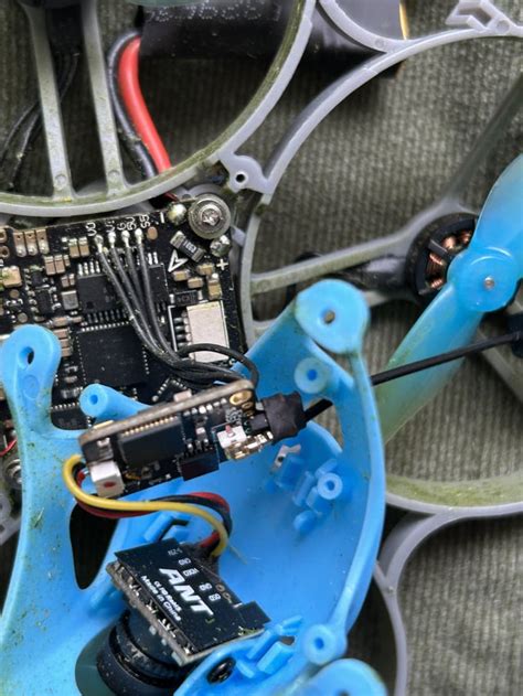 13 Ipx Connector Came Right Off The Board Is There Any Way To Fix This