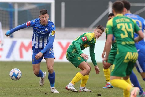 Lokomotiva Razbila Istru Demoni Pjevali Kultni Hit E Moj Saša E Moj Saša Nethr