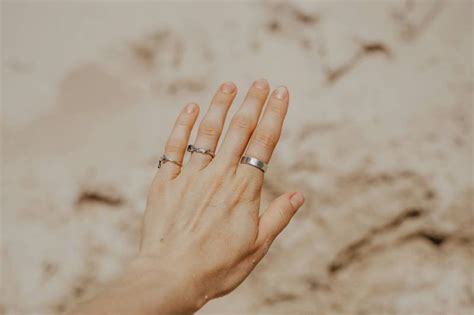 Ganglion Cysts Understanding The Causes Symptoms And Available