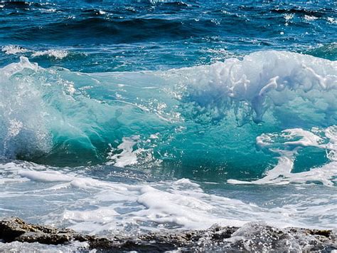 igcse edexcel physics waves calculations notes and definitions