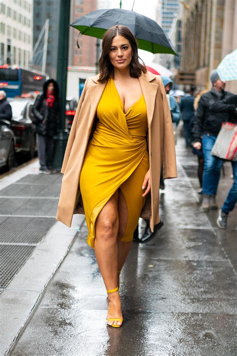 Looking Gorgeous In Yellow Dress Uhq Rashleygraham