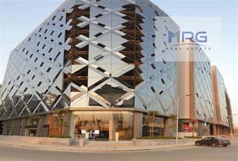 البيع في وان قطامية شقه 190م وان قطاميه المعادي بروبرتى فيندر