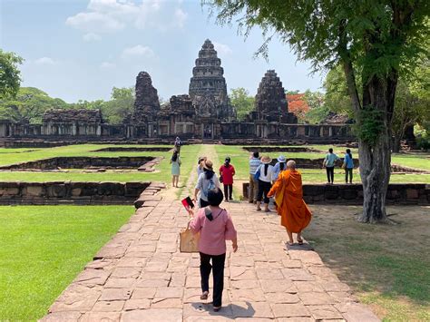 วันศุกร์ท อุทยานประวัติศาสตร์พิมาย Phimai Historical Park