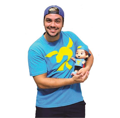 Boneco Luccas Neto Rosita Ref1070 Denguinho O Universo Da Criança