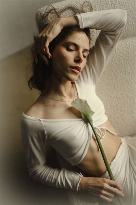 Фотограф Москва In 2024 Aesthetic Photo Photoshoot Drawing Images