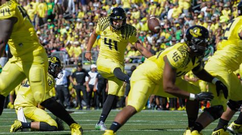 Aidan Schneiders First Step To Oregon Football Responding To A Text