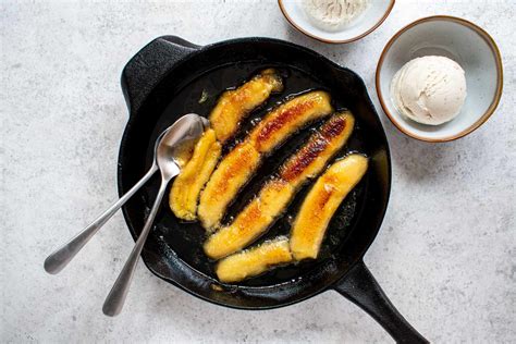 French Caribbean Bananas Flambé Recipe