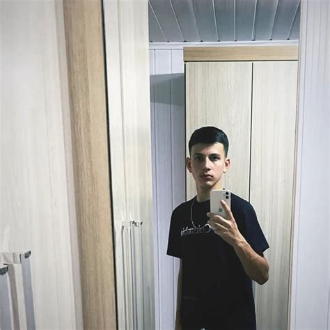 Vitor Sampaio Vitor Sampaio Ofc Threads Say More