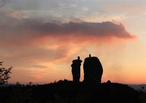 双塔山风景区