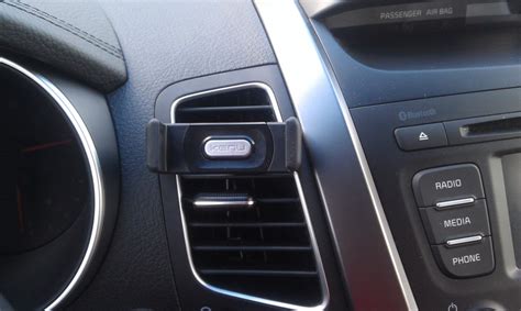 Держатель для телефона — Kia Sorento 2g 2 4 л 2014 года
