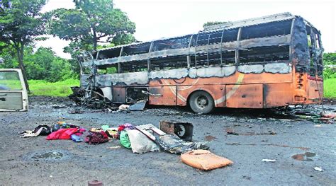 12 Killed In Bus Fire Accident In Nashik Chief Minister Orders Inquiry