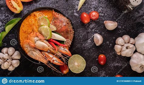 Tom Yum With Shrimp And Crab With Lime Chili Tomato Garlic