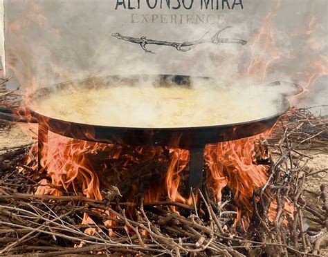De La Paella Valenciana A Los Arroces Alicantinos Un Delicioso