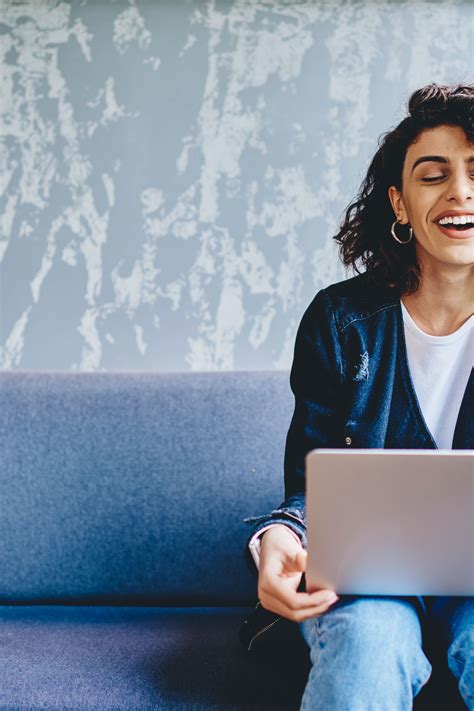 Online Courses On Professional Networking That You Can Enrol In Now Vogue India