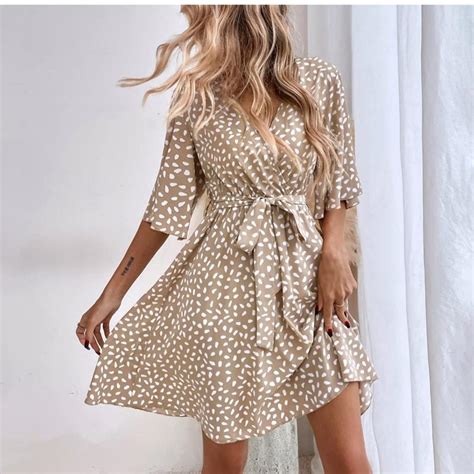 Плаття сукня Shein — ціна 300 грн у каталозі Короткі сукні Купити жіночі речі за доступною ціною