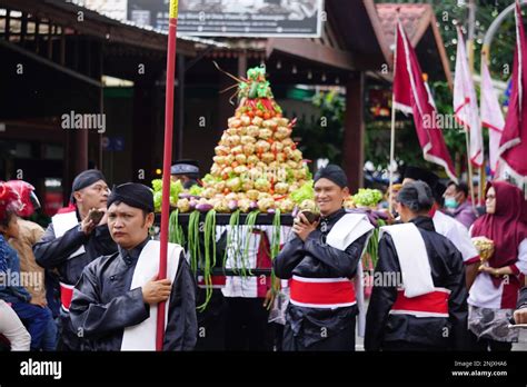 1800 Chocolate Ketupat Cultural Carnival Festival Kirab Budaya 1800