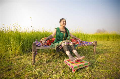 Indian Girl Khet Telegraph