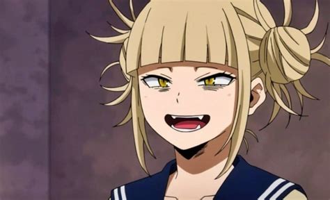 Modelo Hace Cosplay De Himiko Toga De My Hero Academia