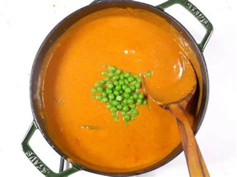 Tofu Curry Recipe Restaurant Style Swasthi S Recipes