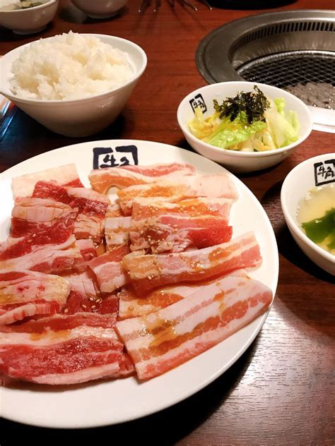 牛角ランチとろカルビ豚カルビ定食