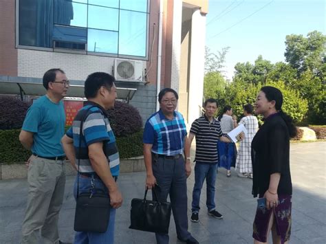 关怀中寄希望 开拓中求发展——市教科所领导、专家莅临我校开展下校听课调研活动教学