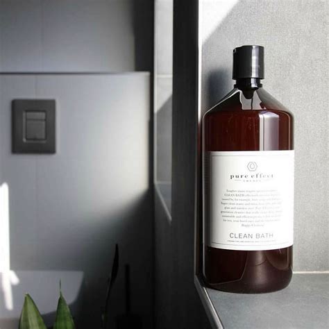 Solutie Pentru Curatare Baie Si Toaleta Pure Effect Clean Bath